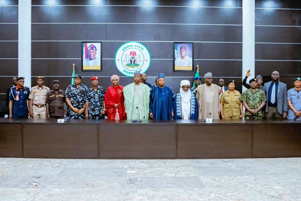 DG NEMA, Federal Government Delegation on Condolence Visit to Kwara ...